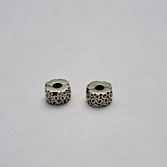 Pandora | Jewelry | Pandora Sterling Silve Scroll Clip Set Of Two S925 Ale Excellent Used Co ...